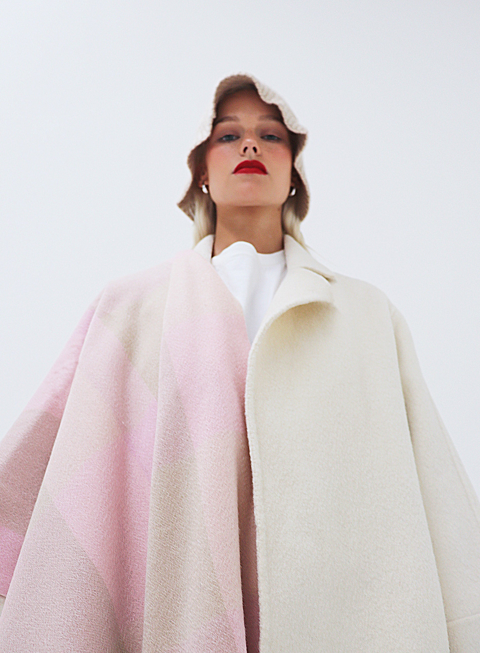 Pasquela Cashmere Bucket Hat - Ecru – AETHERA